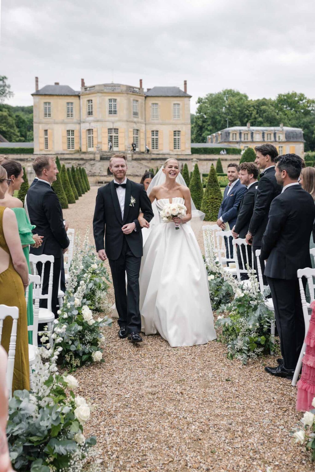 A Parisian Intimate Wedding at the Breathtaking Chateau de Villette